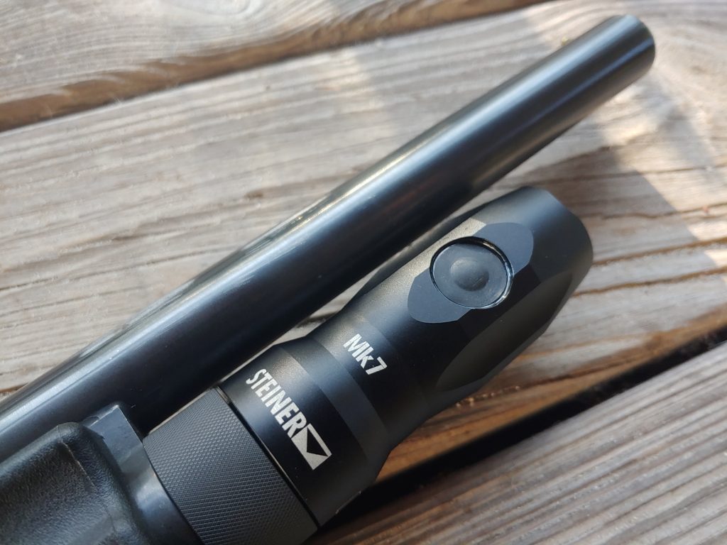 The Steiner Mk7 Battle Light - GAT Daily (Guns Ammo Tactical)