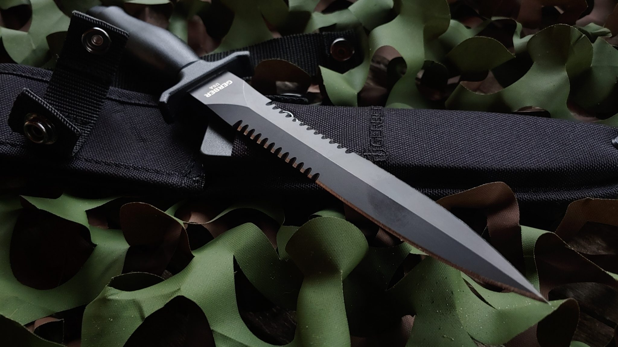 The Gerber Mk2 - A Commando's Knife - GAT Daily (Guns Ammo Tactical)