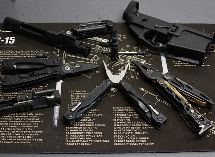 Building a Basic Fighting Loadout - GAT Daily (Guns Ammo Tactical)