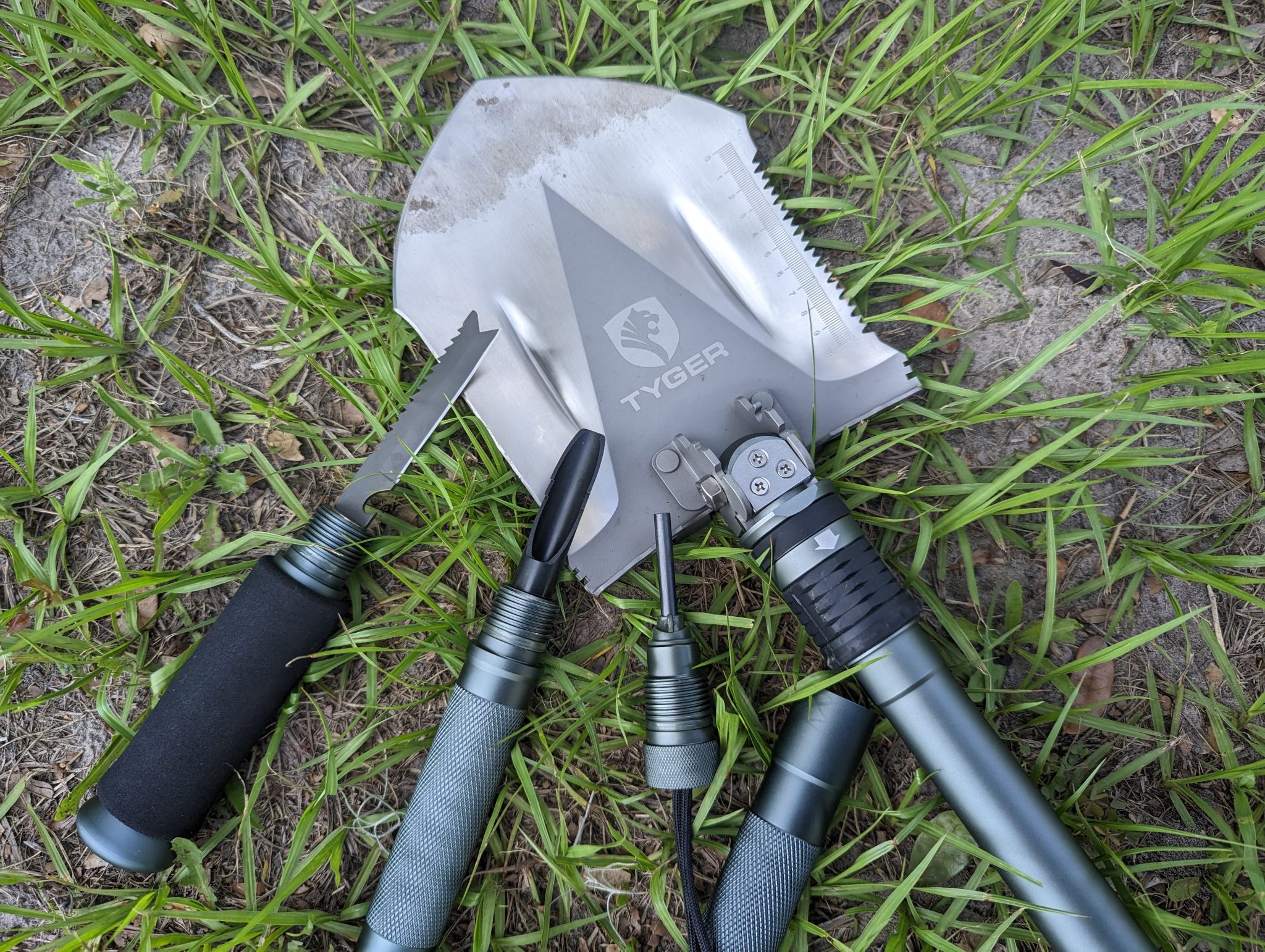 The Tyger Multitool Shovel - GAT Daily (Guns Ammo Tactical)