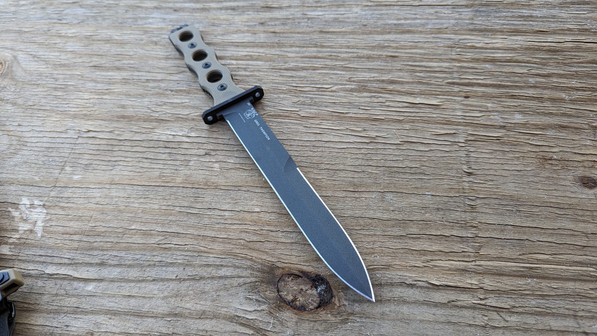 The SOCP Fixed Blade - A Modern Dagger