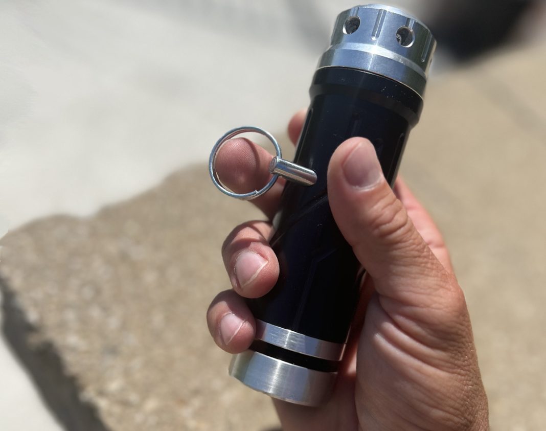 Bang Saber: Flashbang for civilian use (that you can buy online) - GAT ...