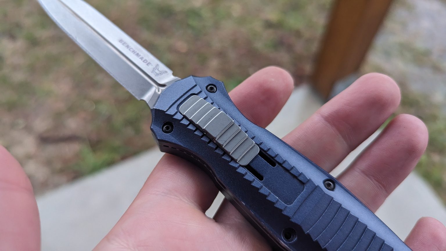 Wielding The Benchmade Infidel - An EDC Switchblade