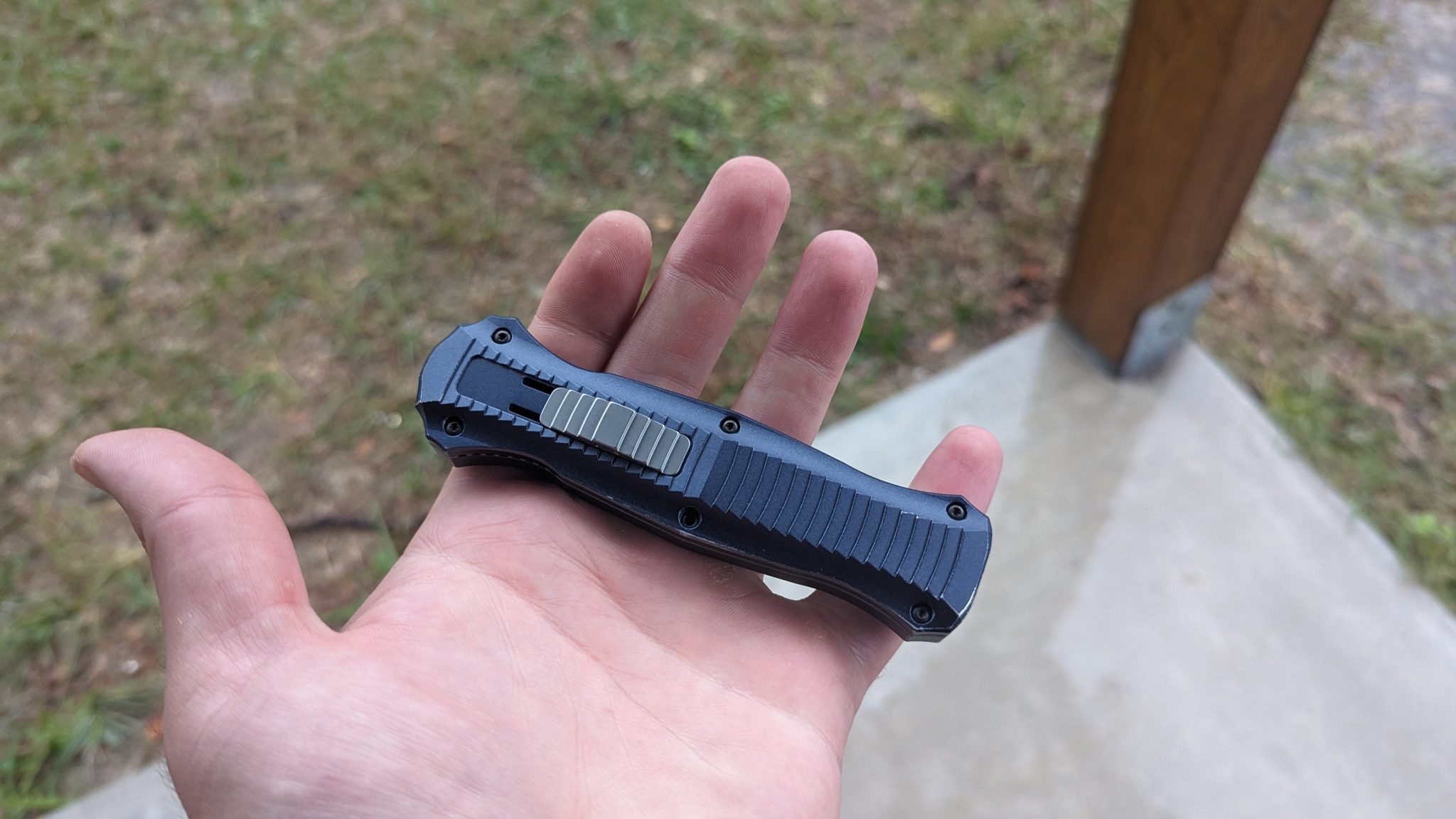 Wielding The Benchmade Infidel - An EDC Switchblade