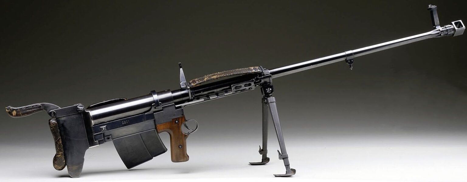 PzB M.SS.41 - The First Bullpup Used in Combat - GAT Daily (Guns Ammo ...