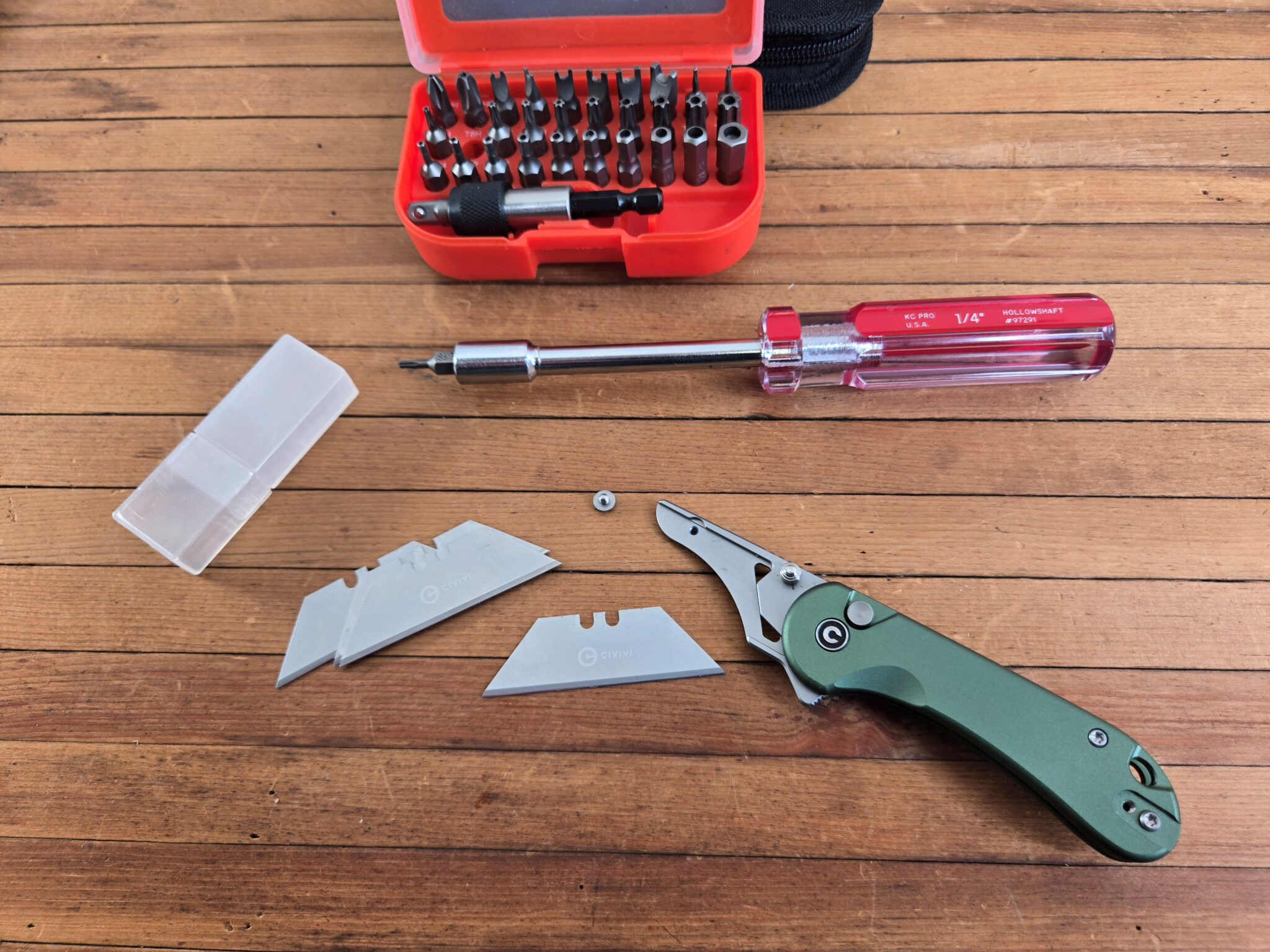The CIVIVI Elementum Utility Knife - GAT Daily (Guns Ammo Tactical)