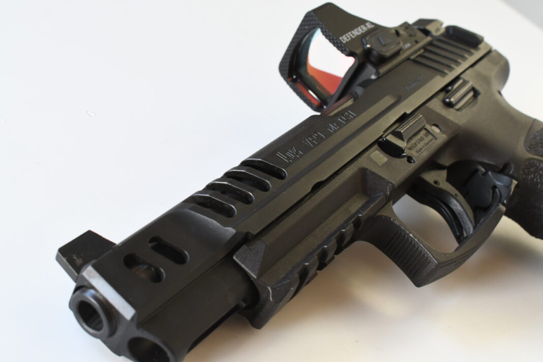 The Vortex Defender XL - GAT Daily (Guns Ammo Tactical)