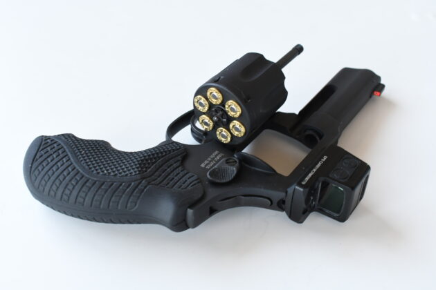 The Taurus 327 Defender TORO Revolver (Part 4) - GAT Daily (Guns Ammo ...