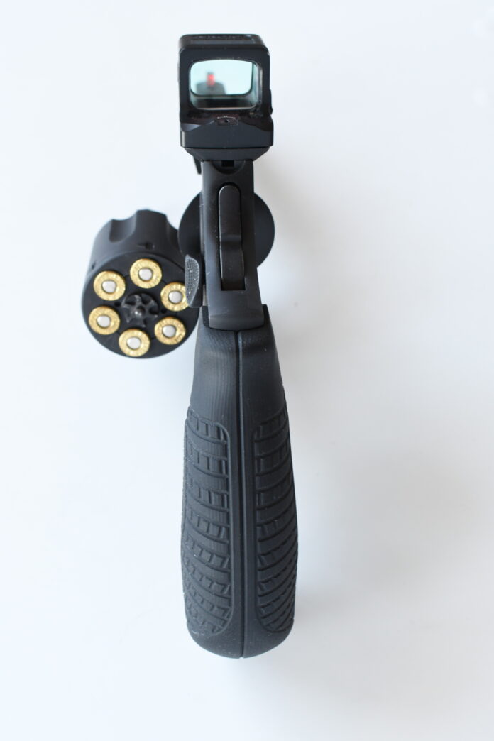 The Taurus 327 Defender TORO Revolver - GAT Daily (Guns Ammo Tactical)