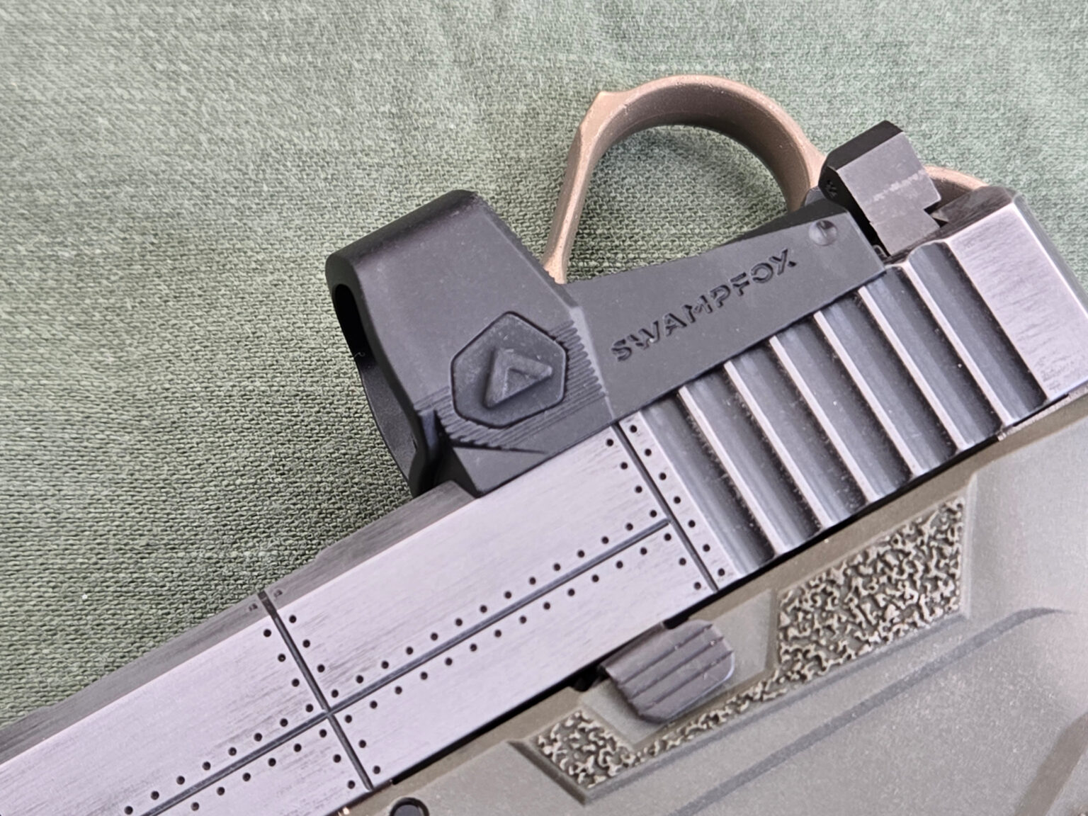 Swampfox Liberty II Red Dot Review - GAT Daily (Guns Ammo Tactical)