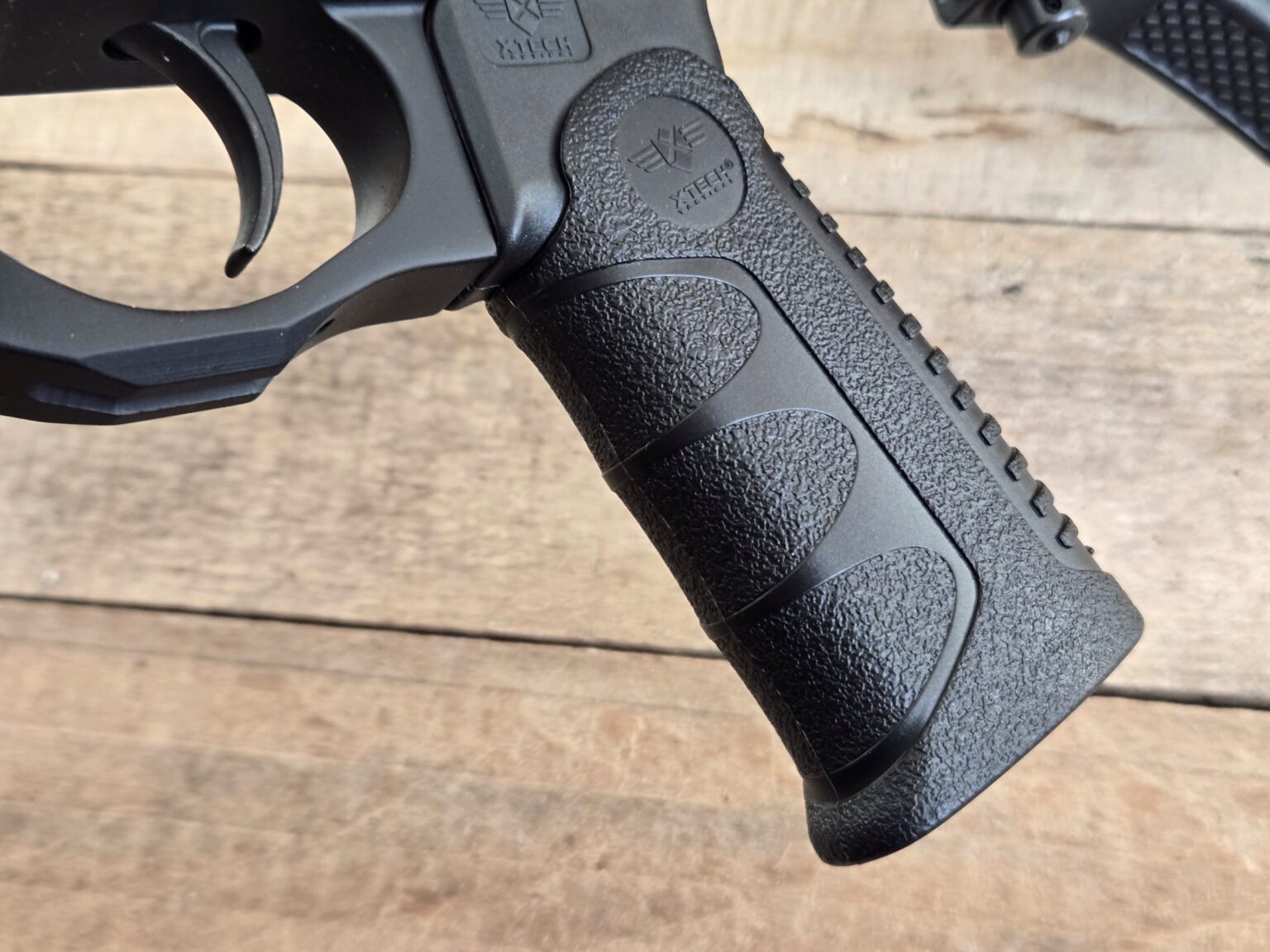 XTech's ATG 2.0 Adjustable Grip - GAT Daily (Guns Ammo Tactical)